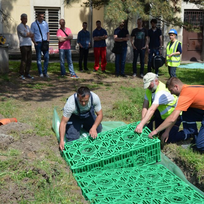 University Tests Urban Capillary Irrigation with Stormboxes | Pipelife